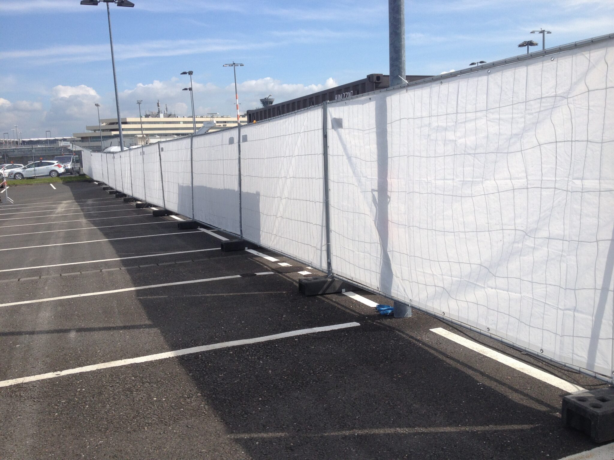 Bauzaun aufbauen. Richtig aufstellen Mit Video!